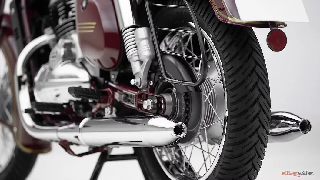 Jawa Standard Exhaust Image – BikeWale