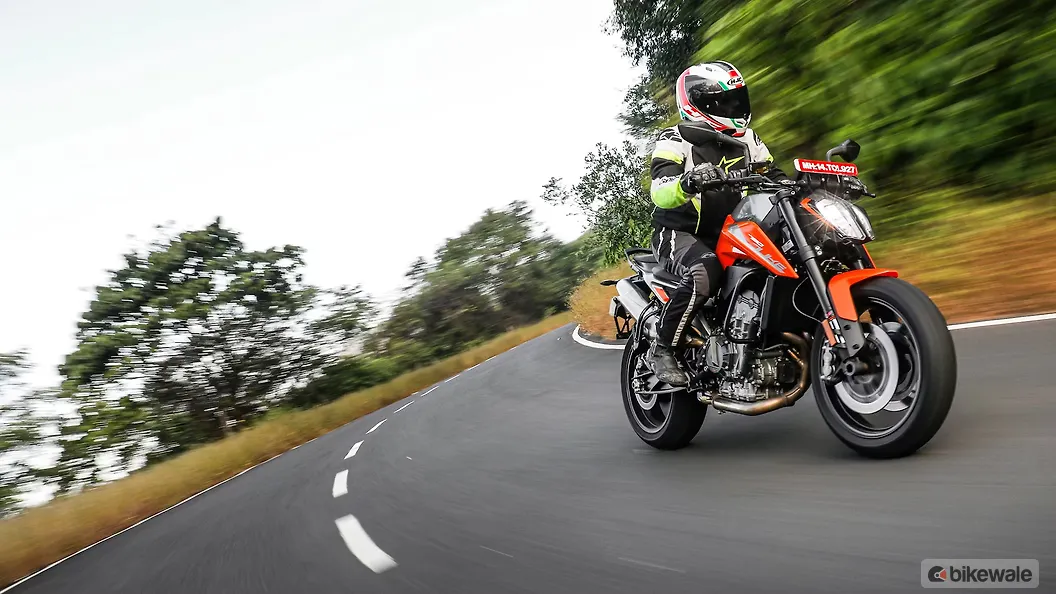 KTM 790 Duke Grab Rails Image – BikeWale