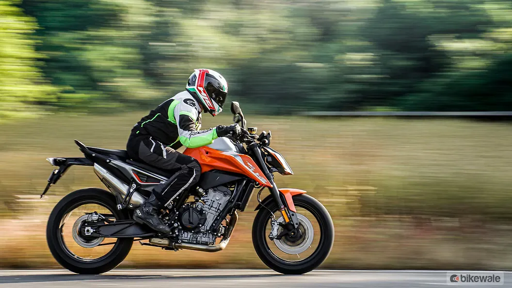 KTM 790 Duke Handlebar Image – BikeWale