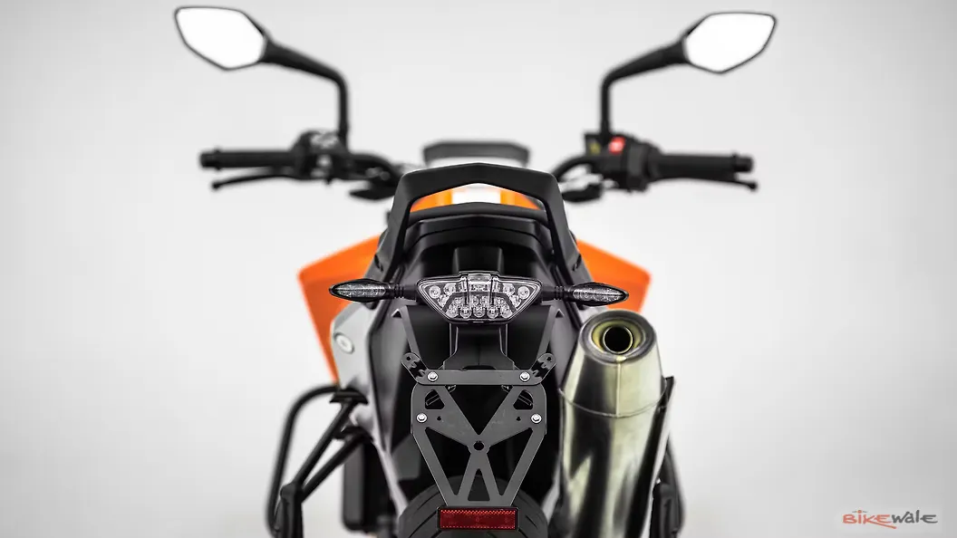 KTM 790 Duke Fuel Tank Image – BikeWale