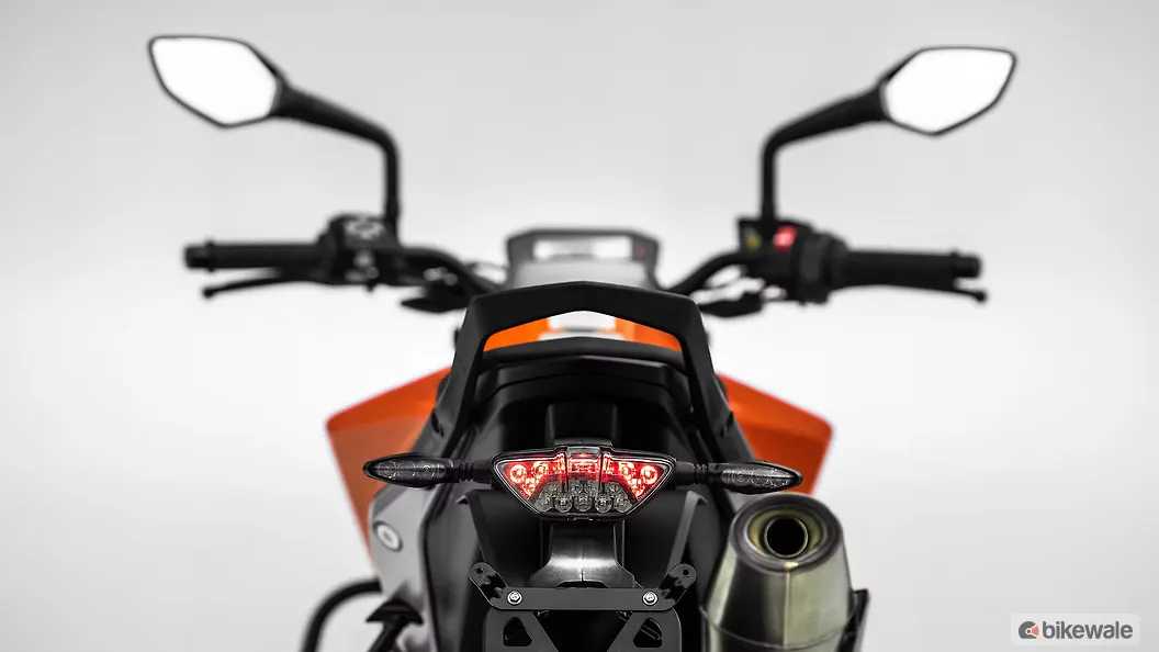 KTM 790 Duke Fuel Tank Image – BikeWale