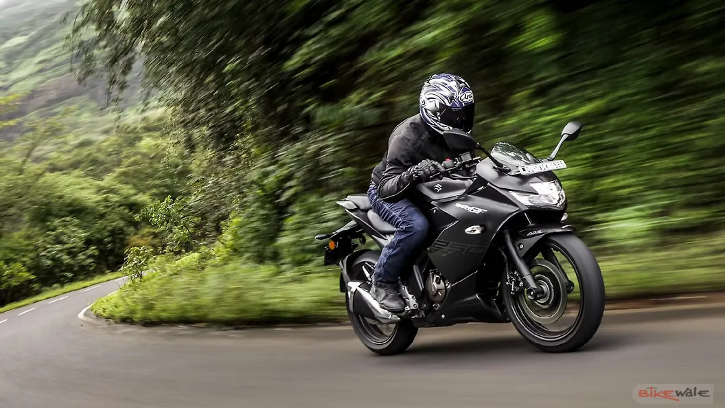 Suzuki Gixxer SF 250 Front View Image – BikeWale