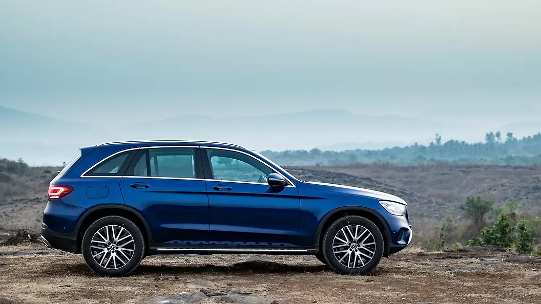 GLC Right Side View Image, GLC Photos in India - CarWale