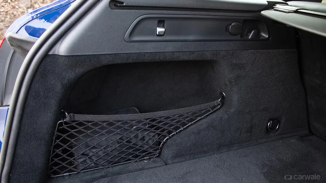 GLC Boot Parcel Hooks Image, GLC Photos in India - CarWale