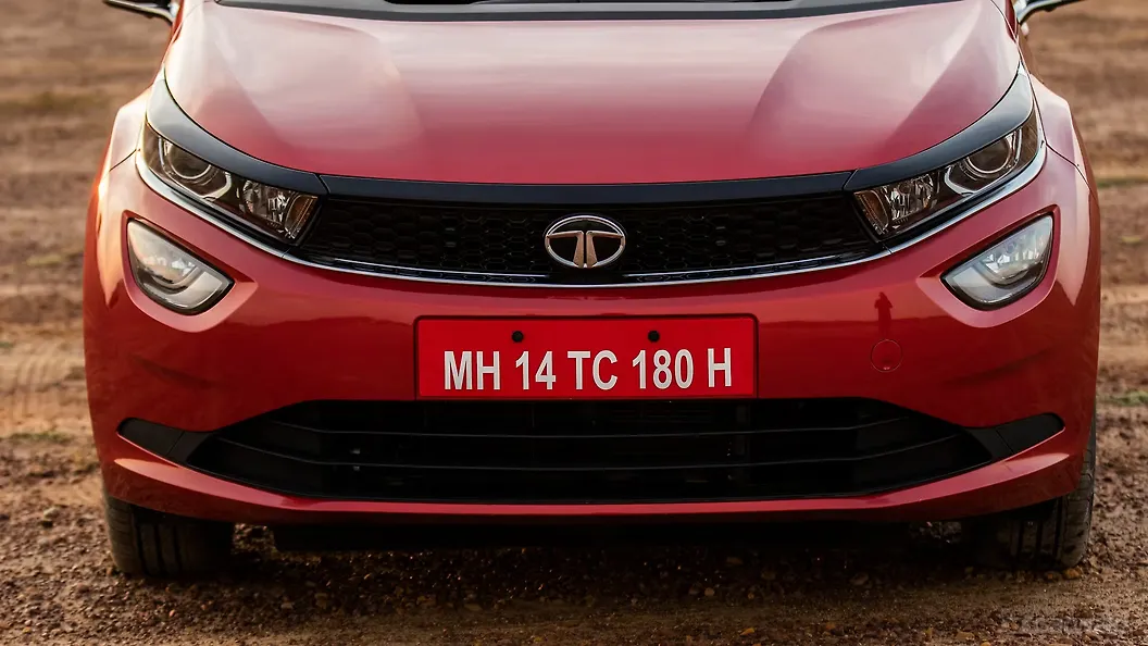 Altroz Front Grille Image, Altroz Photos in India - CarWale