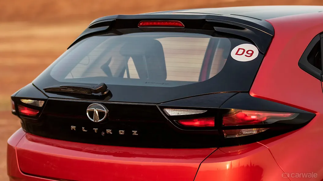 Altroz Tail Lamps Image, Altroz Photos in India - CarWale