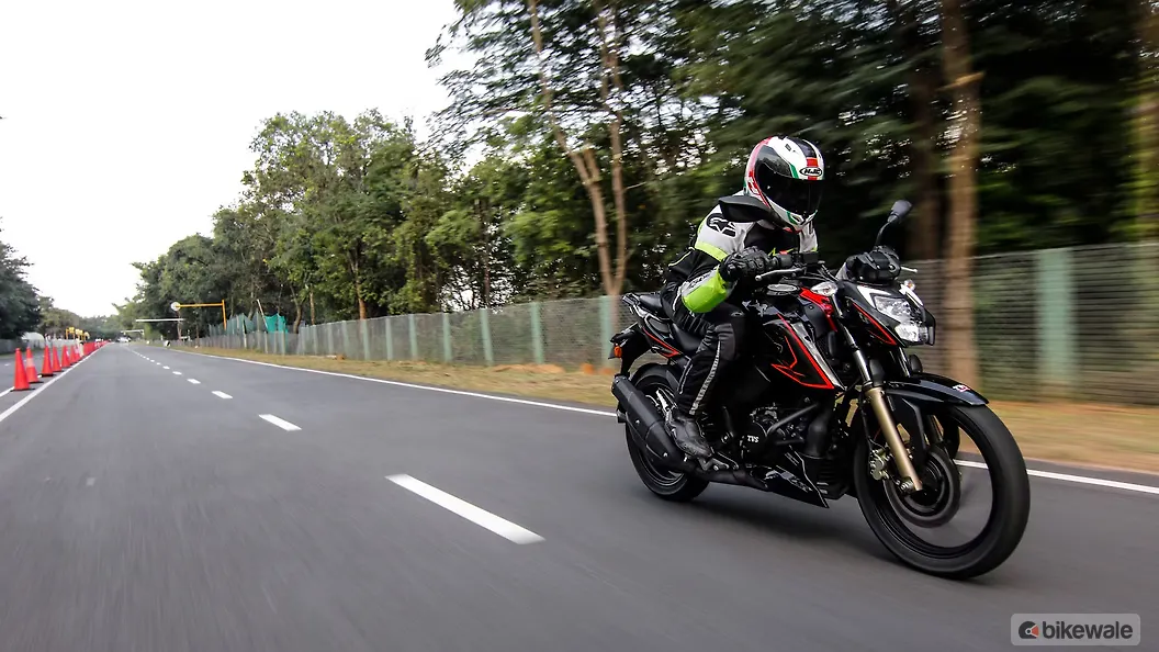 TVS Apache RTR 200 4V Front Forks Image – BikeWale