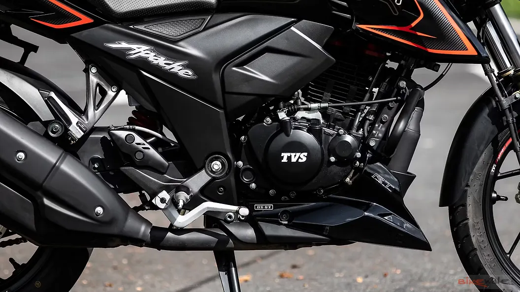 TVS Apache RTR 200 4V Engine Image – BikeWale