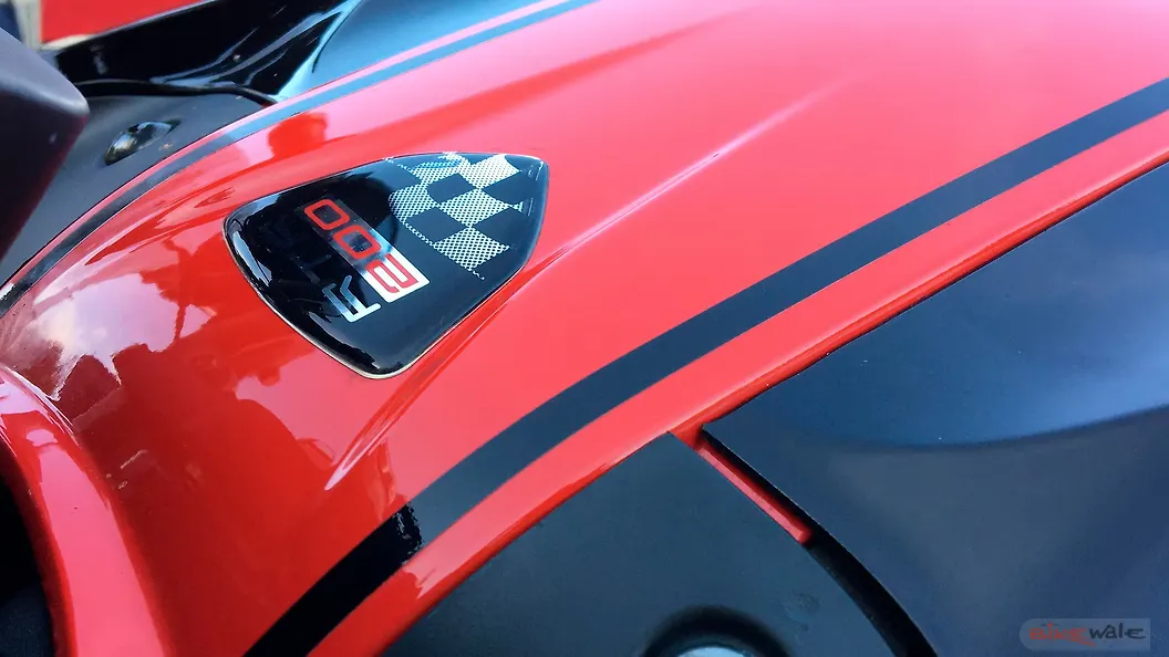 TVS Apache RTR 200 4V Fuel Tank Image – BikeWale