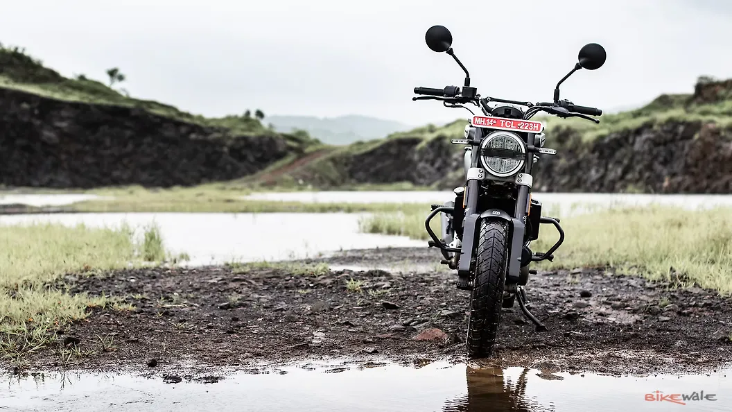 Husqvarna Svartpilen 250 Left Side View Image – BikeWale