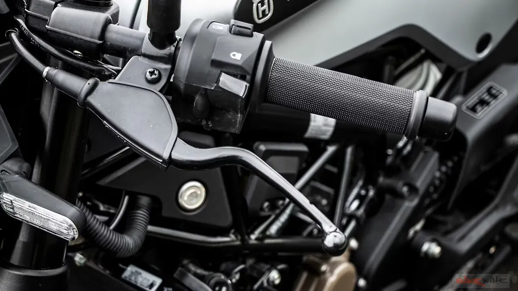Husqvarna Vitpilen 250 Side Indicators Image – BikeWale