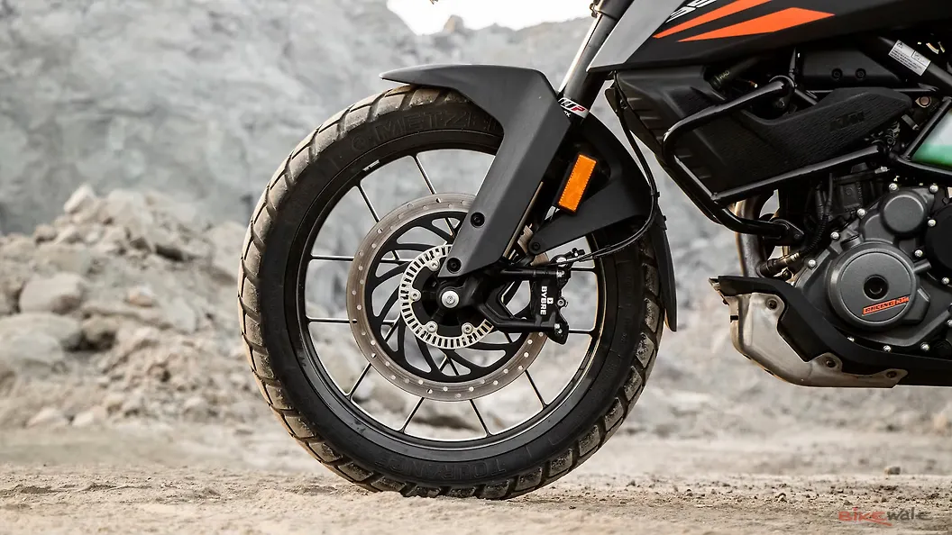 KTM 390 Adventure [2021] Front Alloy Wheel Image – BikeWale