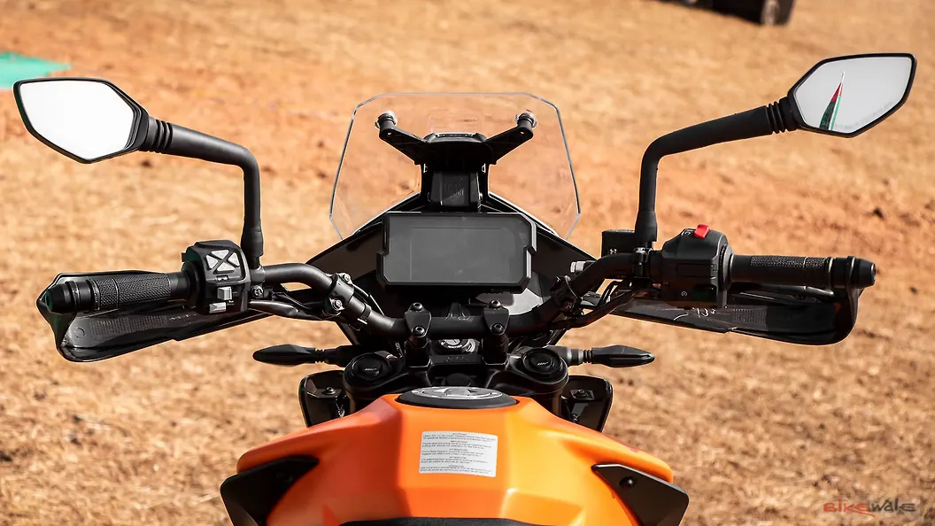 KTM 390 Adventure [2021] Rear Turn Indicators Image – BikeWale