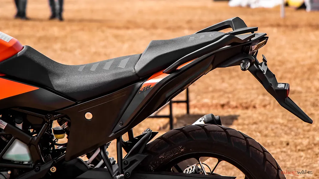KTM 390 Adventure [2021] Split Seats Image – BikeWale