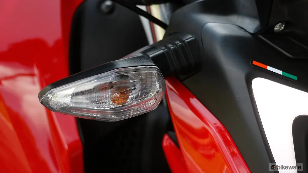 TVS Apache RTR 160 4V Tail Lamp Image – BikeWale