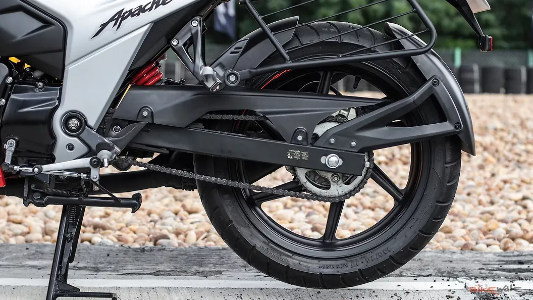 TVS Apache RTR 160 4V Engine Image – BikeWale