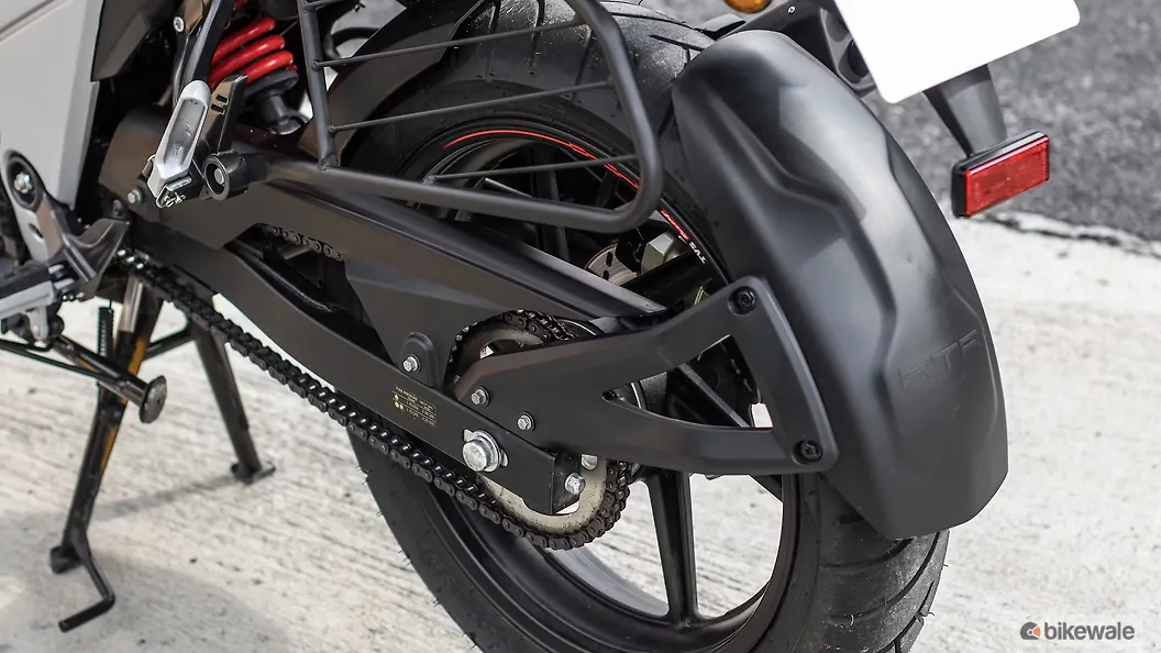 TVS Apache RTR 160 4V Switchgear Image – BikeWale