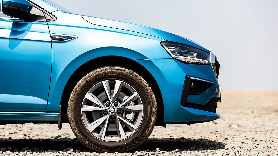 Slavia Rear Fender Image, Slavia Photos in India - CarWale