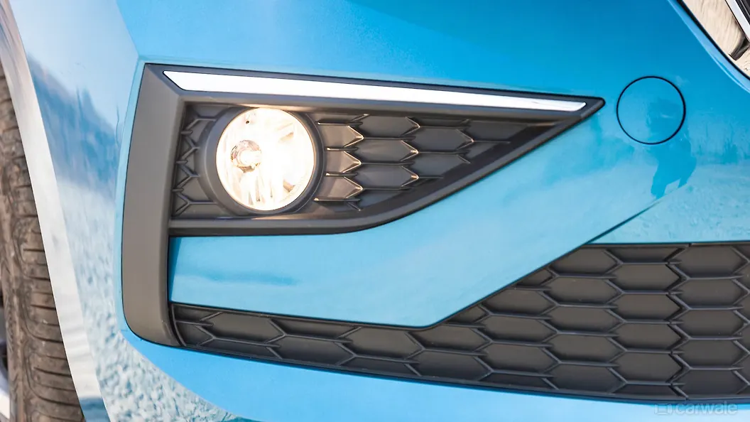 Slavia Front Fog Lamp Image, Slavia Photos in India - CarWale