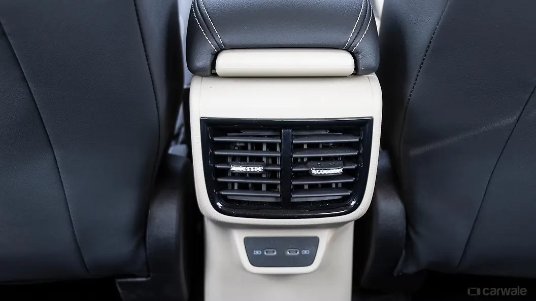 Slavia ISOFIX Child Seat Mounting Point Rear Row Image, Slavia Photos ...