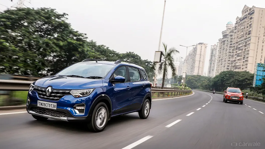 Triber Driving Image, Triber Photos in India - CarWale