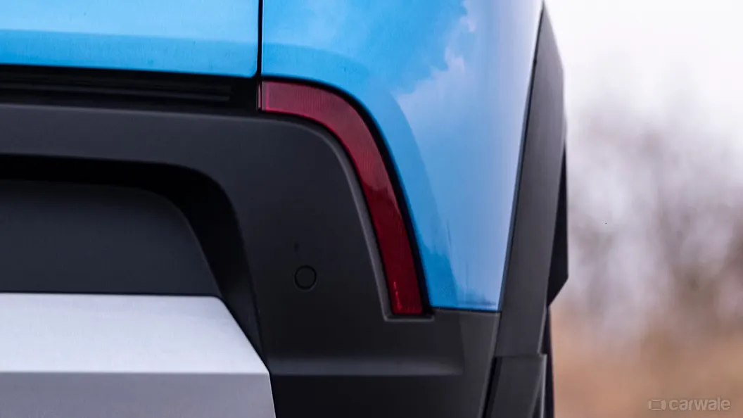 Kiger [2021-2022] Reflector Image, Kiger [2021-2022] Photos in India ...