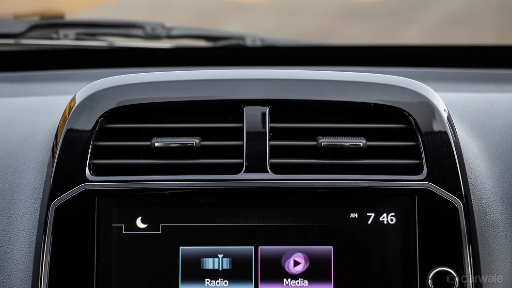 Kwid [2019-2022] Gear-Lever Image, Kwid [2019-2022] Photos in India ...