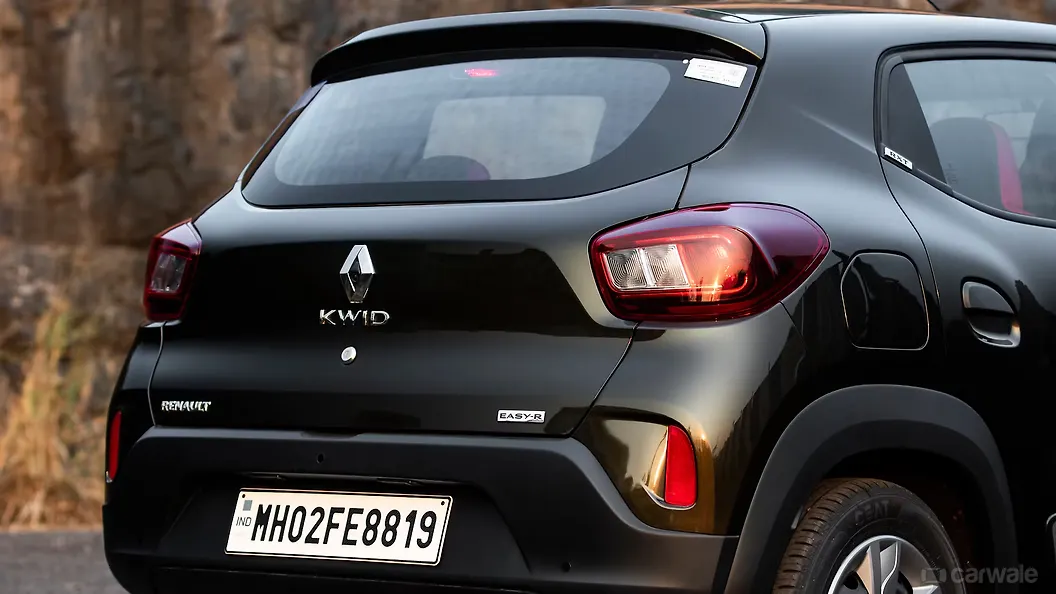 Kwid [2019-2022] Action Rear Right Three-Quarter Image, Kwid [2019-2022 ...