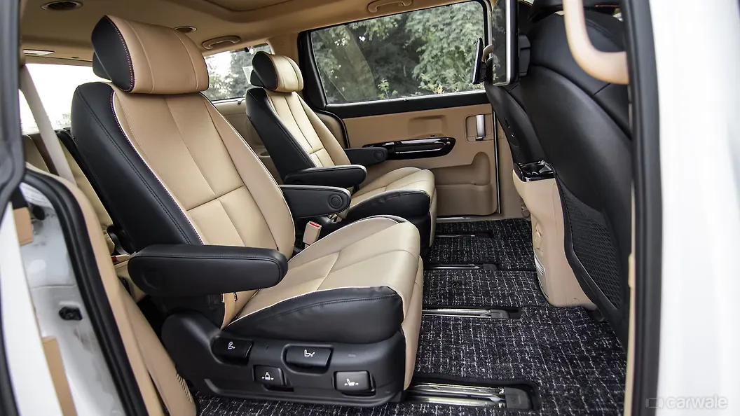 Carnival Interior Image, Carnival Photos in India - CarWale