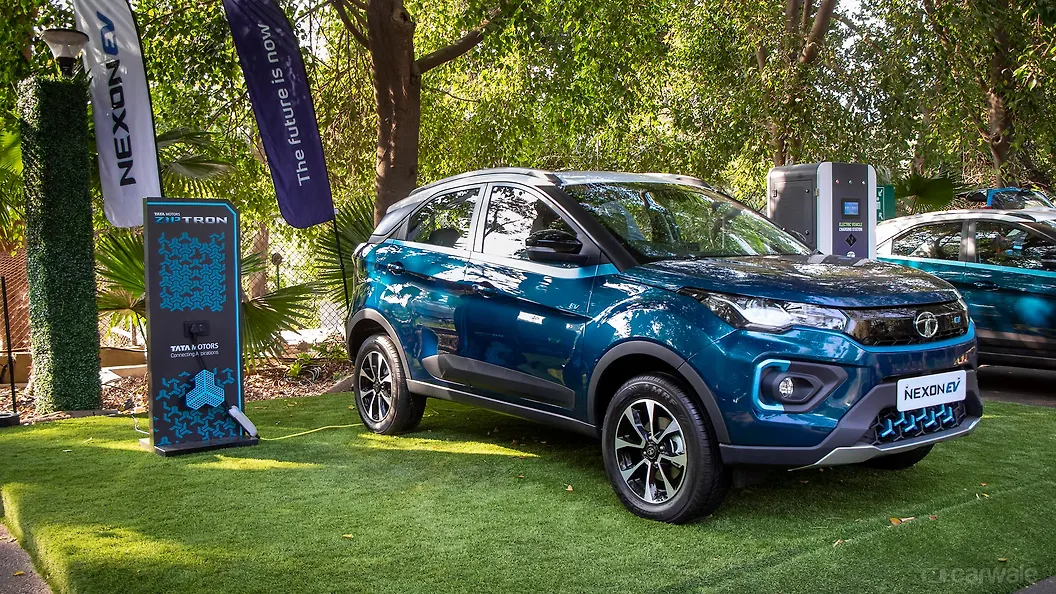 Nexon EV Front Right Three-Quarter Image, Nexon EV Photos in India ...