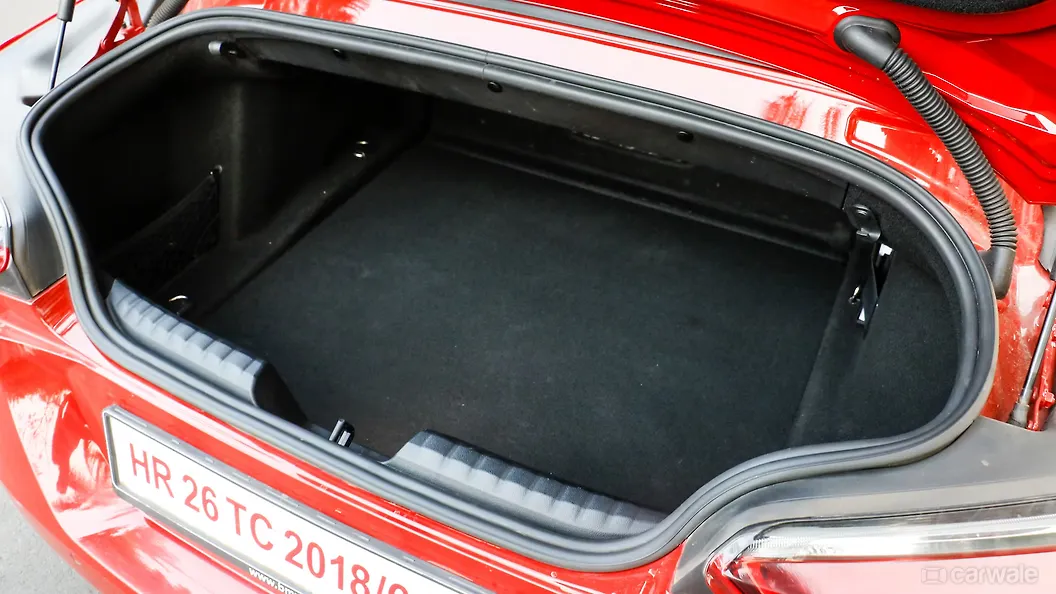 Z4 Boot Space Image, Z4 Photos in India - CarWale