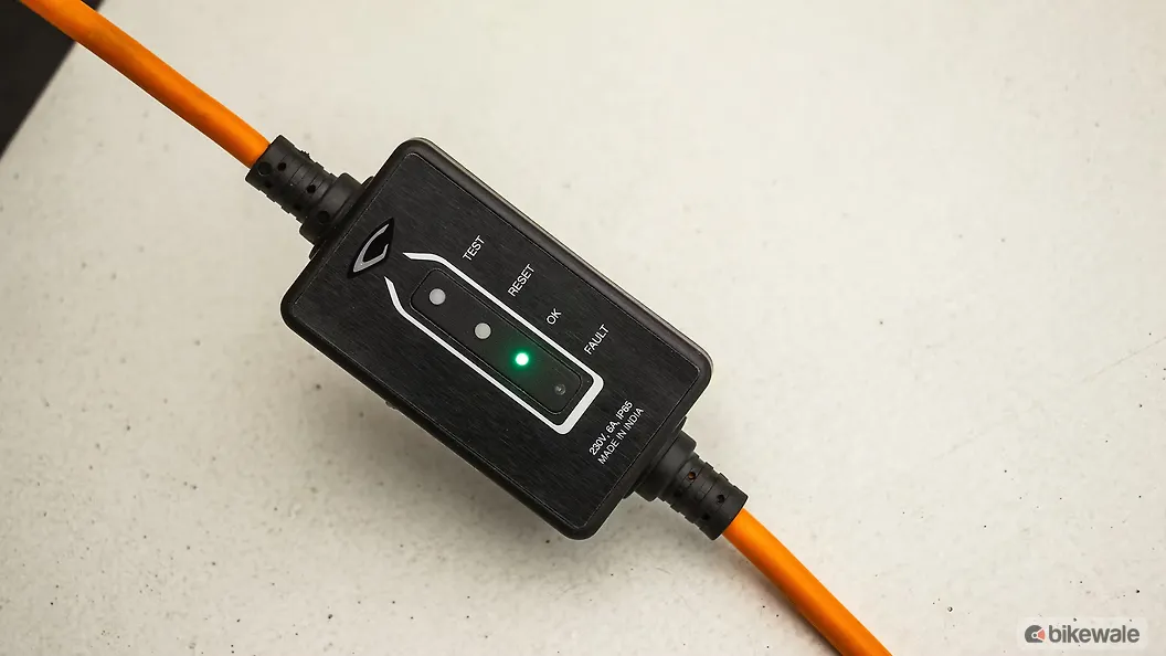 Bajaj Chetak [2024] Exterior Image – BikeWale