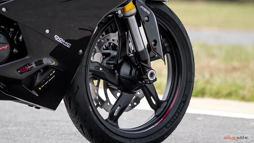 TVS Apache RR310 Action Image – BikeWale