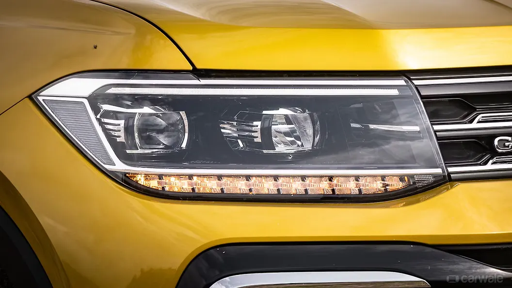 Taigun Blinker Image, Taigun Photos in India - CarWale