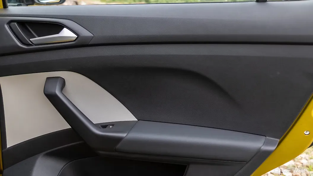 Taigun Bootspace with Parcel Tray/Retractable Image, Taigun Photos in ...