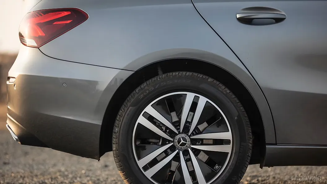 A-Class Limousine Rear Fender Image, A-Class Limousine Photos in India ...