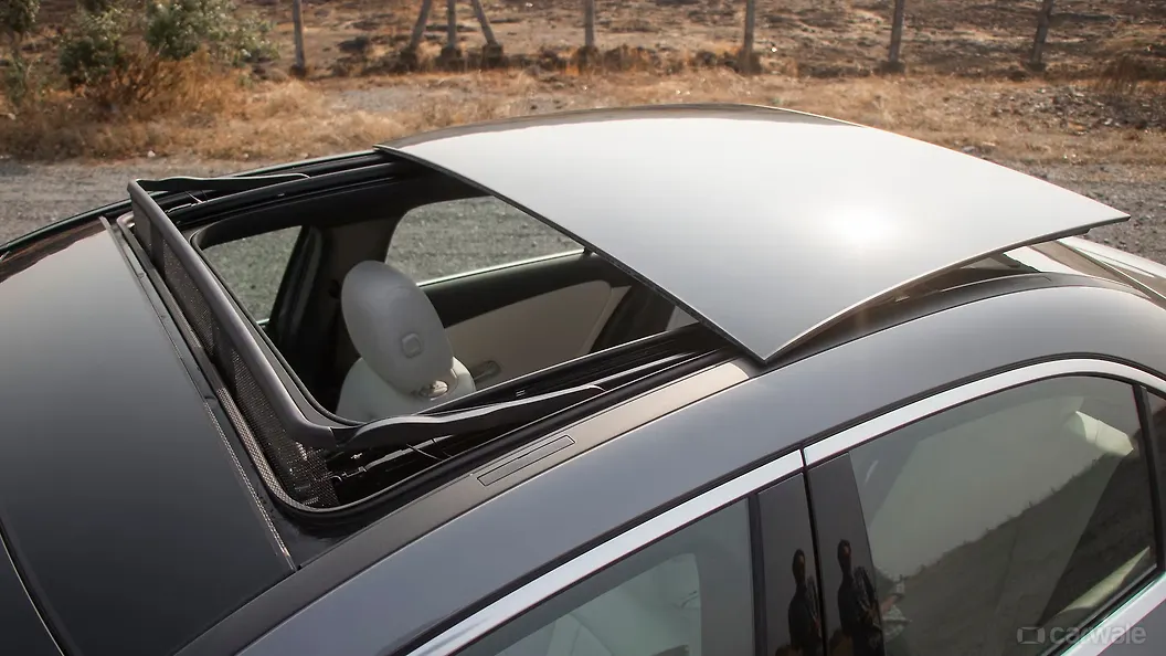 A Class Limousine Sunroofmoonroof Image A Class Limousine Photos In