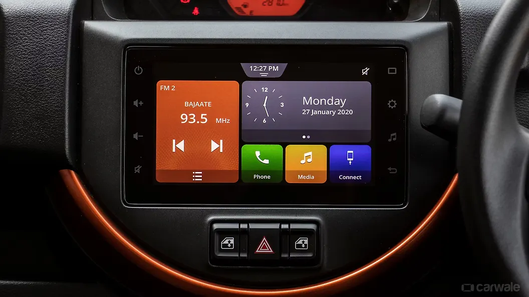 S-Presso Instrument Panel Image, S-Presso Photos in India - CarWale