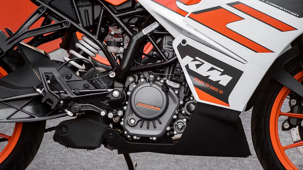 KTM RC 125 [2020] Engine Image – BikeWale