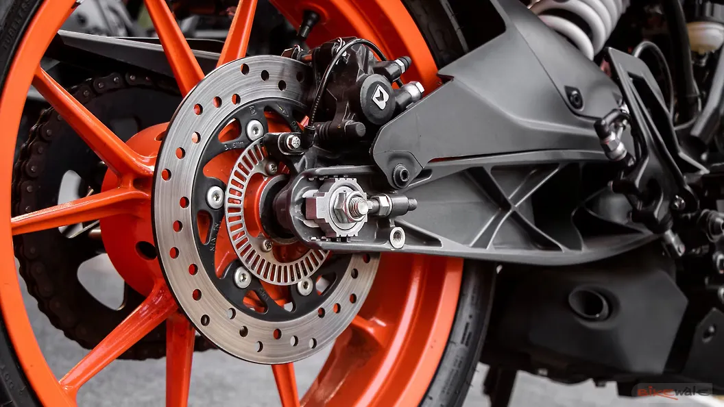 KTM RC 125 [2020] Rear Suspension Image – BikeWale