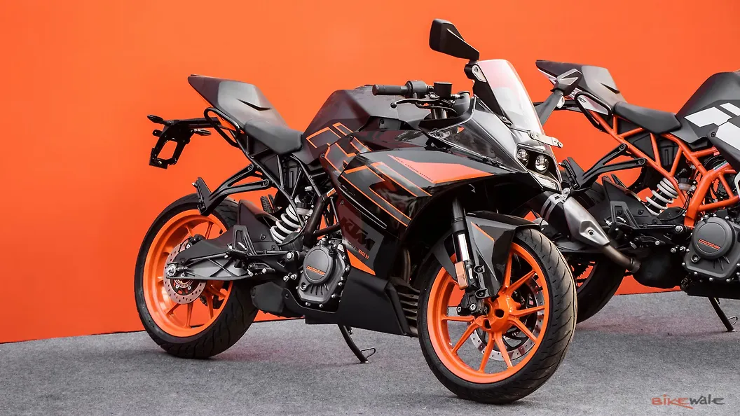 KTM RC 200 [2020] Front Three-Quarter Image – BikeWale