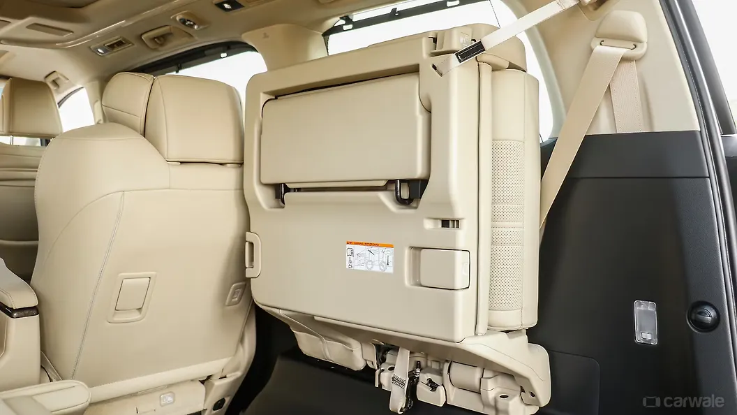 Vellfire Interior Image, Vellfire Photos in India - CarWale