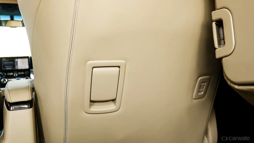 Vellfire Interior Image, Vellfire Photos in India - CarWale