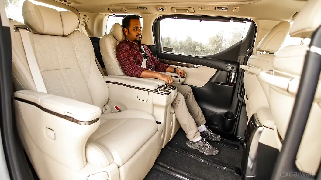 Vellfire Rear Seat Space Image, Vellfire Photos in India - CarWale