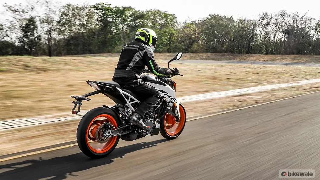 Images of KTM 200 Duke [2021] | Photos of 200 Duke [2021] - BikeWale