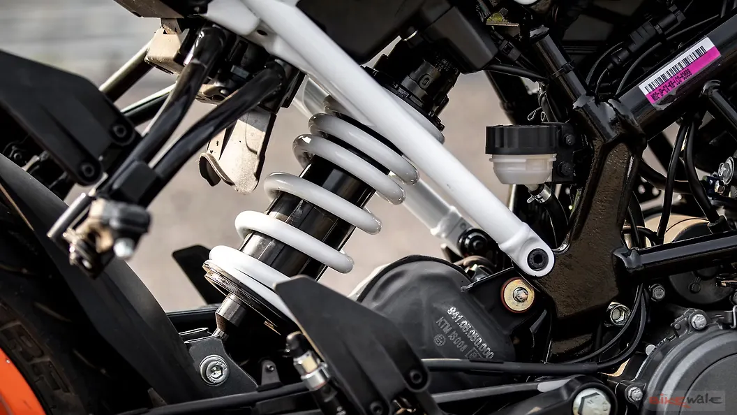 KTM 200 Duke [2021] Rear Suspension Image – BikeWale