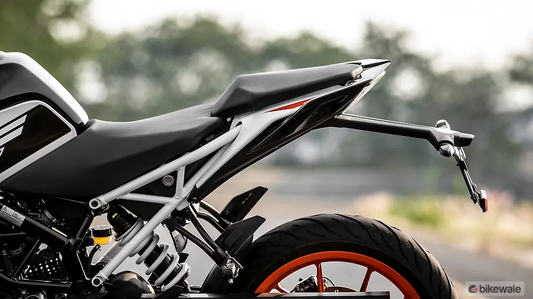 KTM 200 Duke [2021] Left Side Image – BikeWale