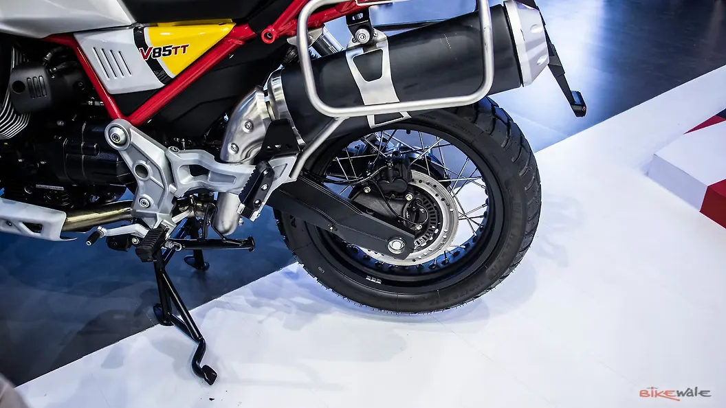 Moto Guzzi V85 Rear Suspension Image – BikeWale