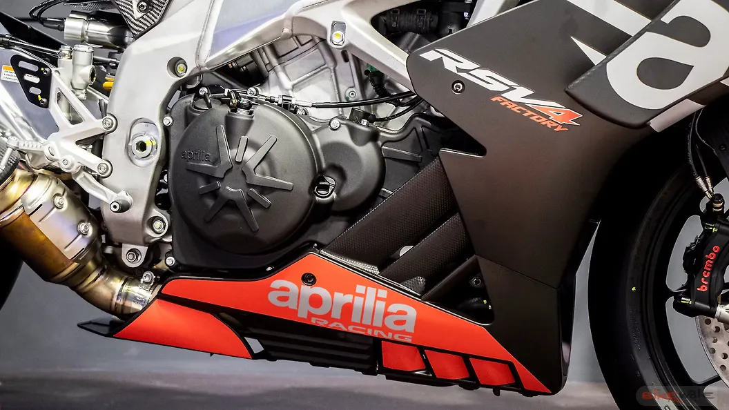 Aprilia RSV4 1100 Factory Right Front Three Quarter Image – BikeWale