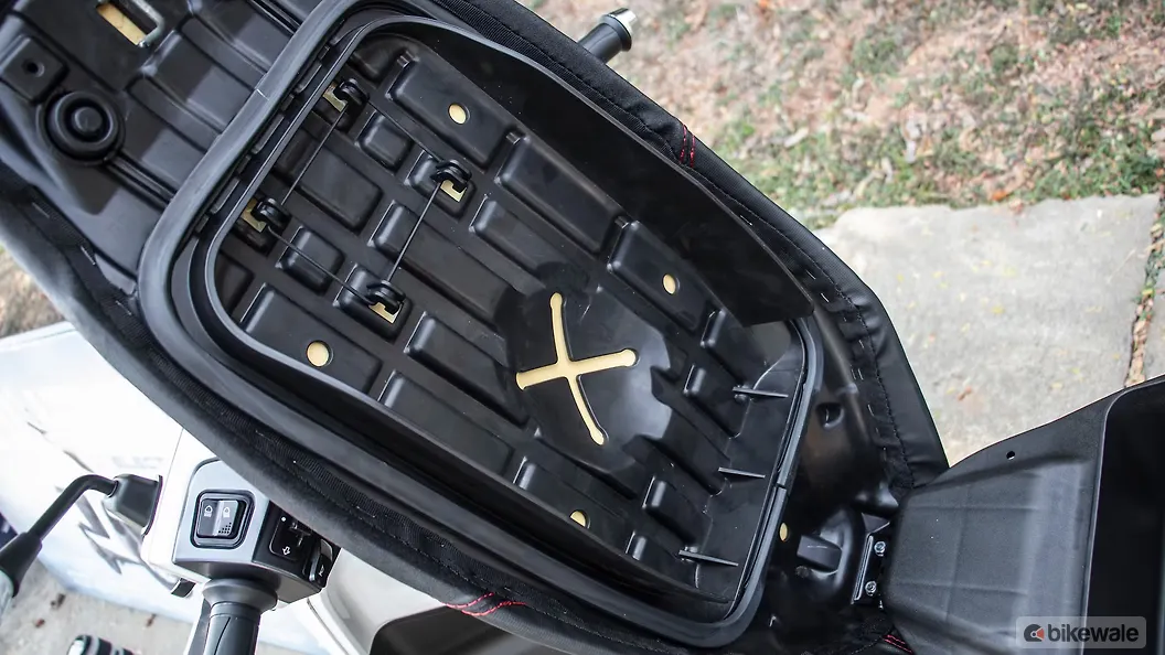 TVS iQube Underseat Storage Image – BikeWale